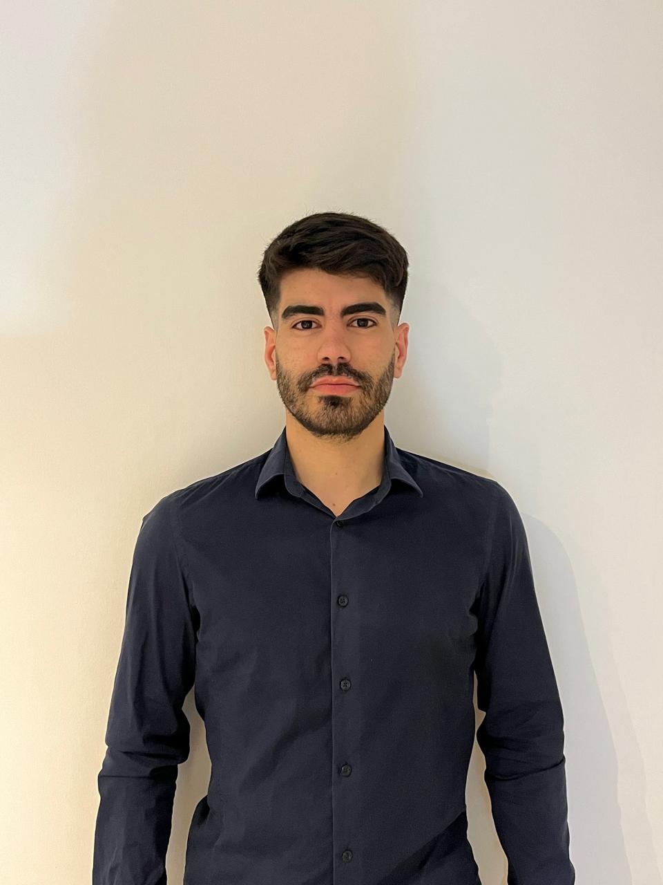 ¿Quiénes Somos? - AZ Group